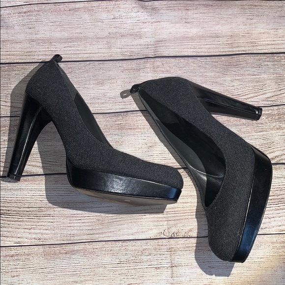 Stuart Weitzman | Shoes | Stuart Weizmann Wool Platform Pumps 7 2 Bx4 ...
